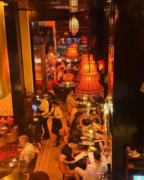 NOMMOS Marrakech : Restaurant, Cuisine Internationale & Spectacles