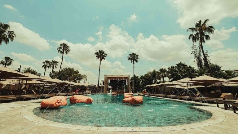 Cafe Del Mar Marrakech: Music, Shows & Modern Vibe